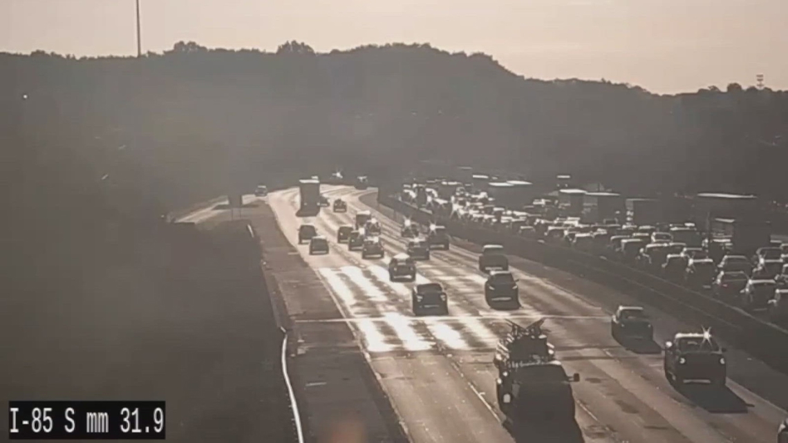 I-85 North in Charlotte reopens after crash closes 2 lanes | wcnc.com