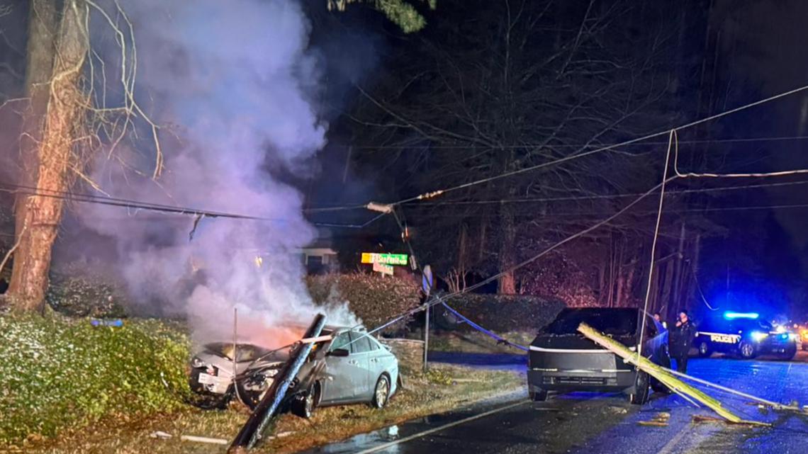 3 crashes unfold on Beatties Ford Road in Huntersville, North Carolina ...