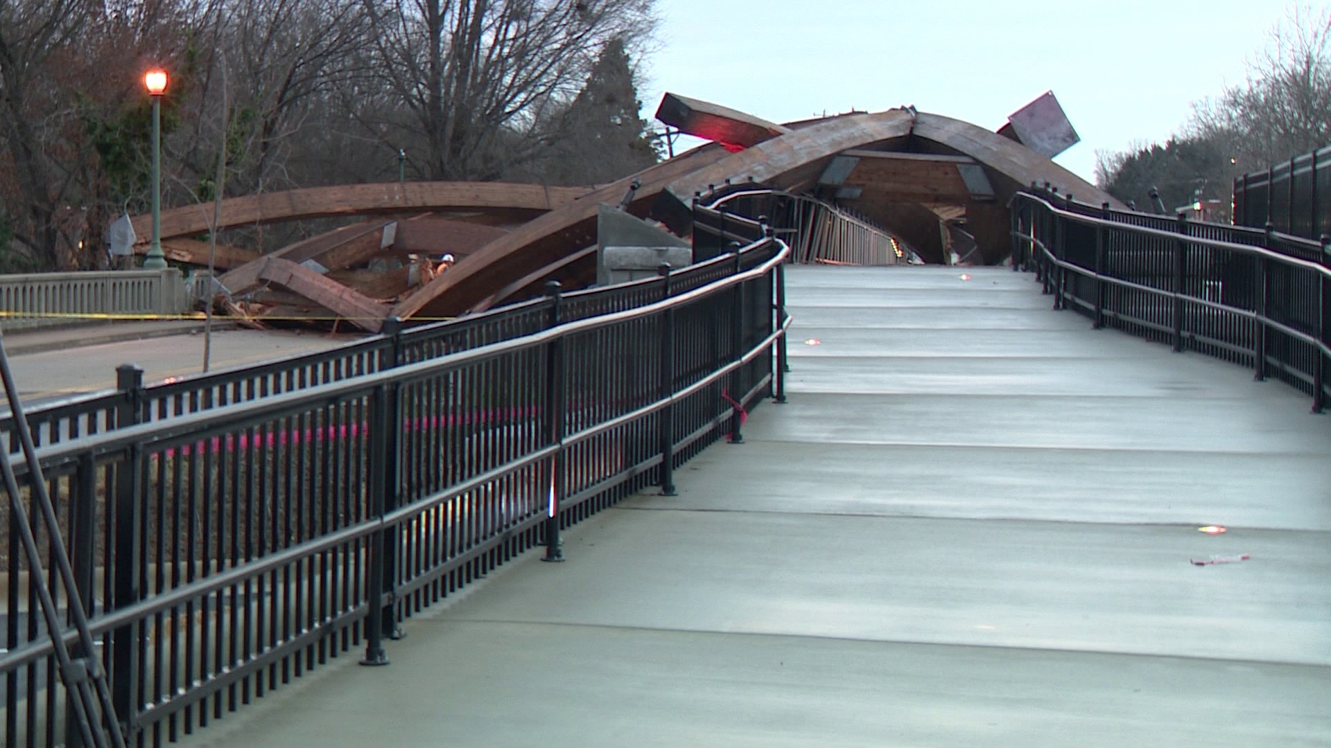 Wooden arches over Rudy Wright bridge in Hickory, NC collapse | wcnc.com