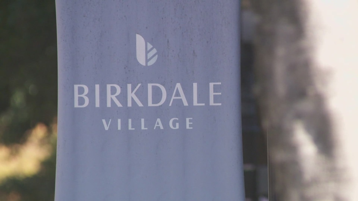 Huntersville leaders to vote on Birkdale Village expansion | wcnc.com
