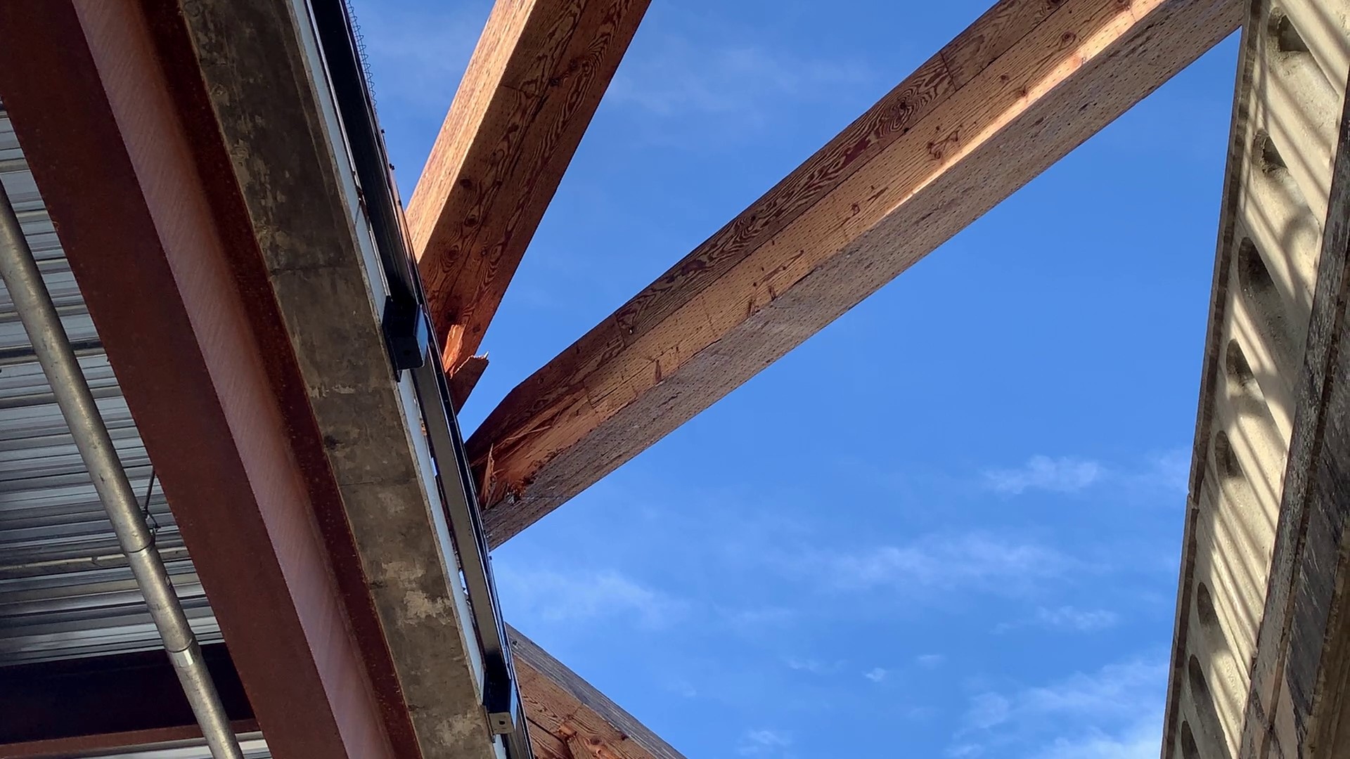 Wooden arches over Rudy Wright bridge in Hickory, NC collapse | wcnc.com