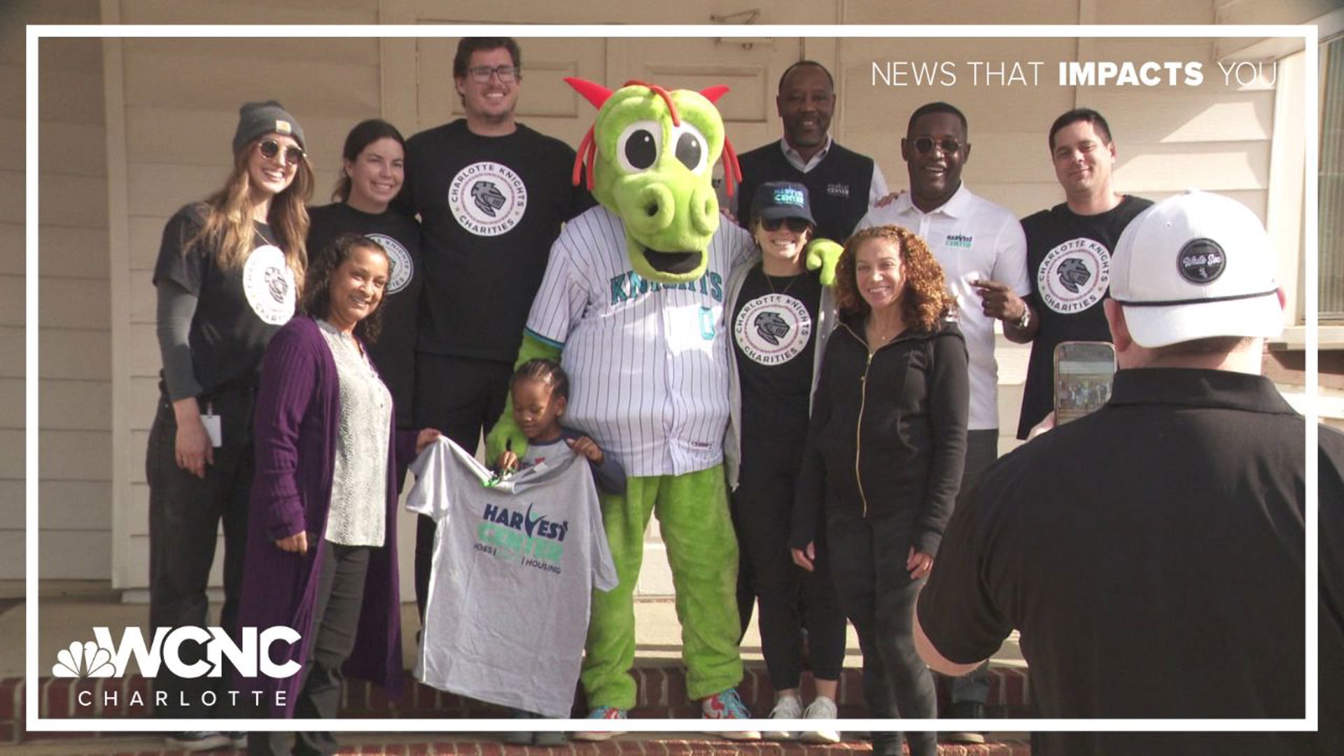 Charlotte Knights deliver holiday turkeys to local nonprofits | wcnc.com