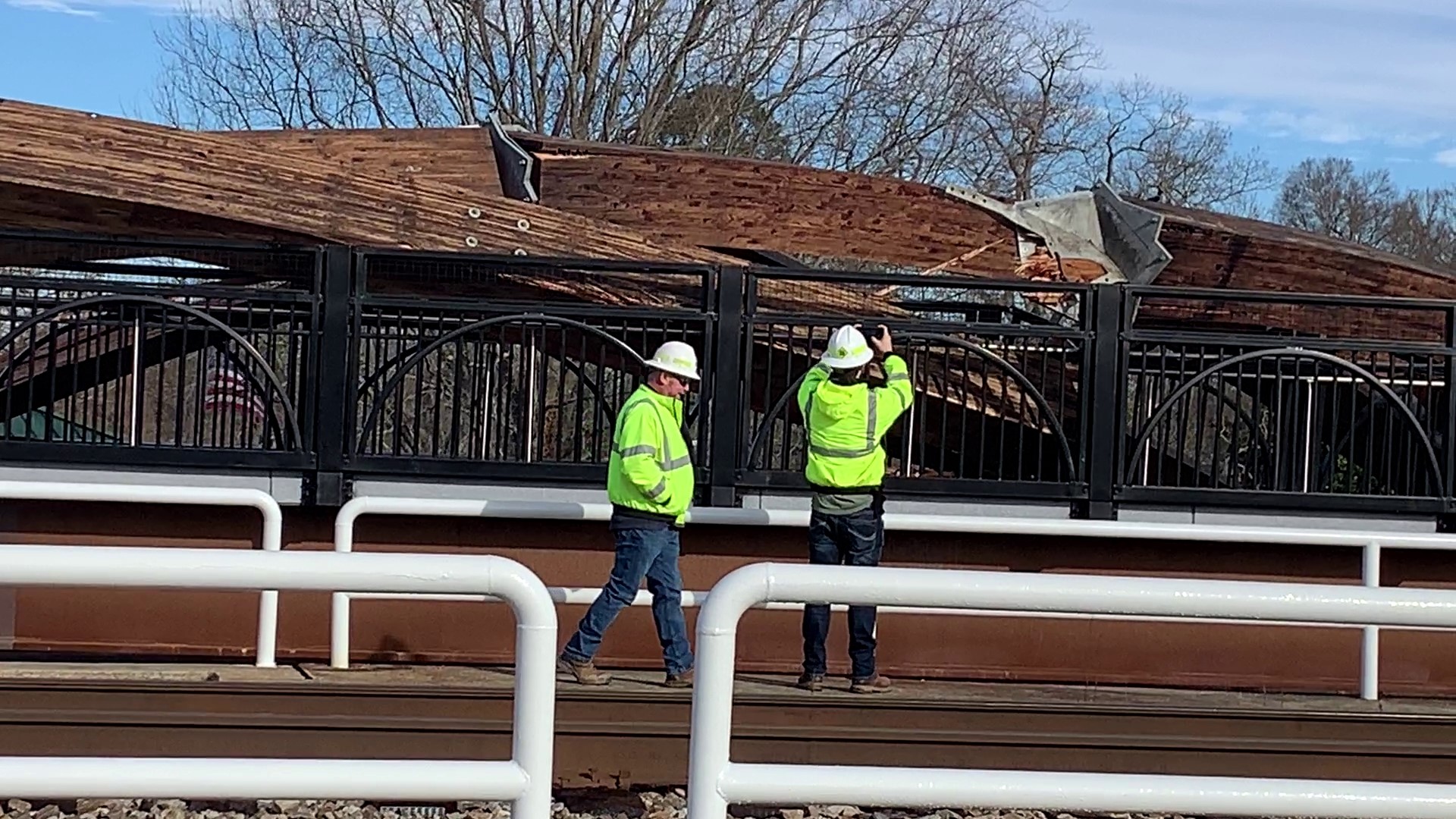 Wooden arches over Rudy Wright bridge in Hickory, NC collapse | wcnc.com