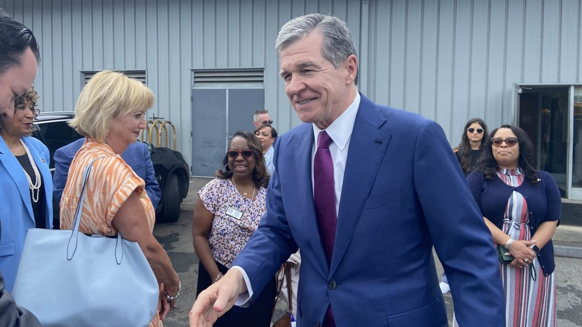 Gov. Roy Cooper's plan to address NC school bus driver shortage | wcnc.com