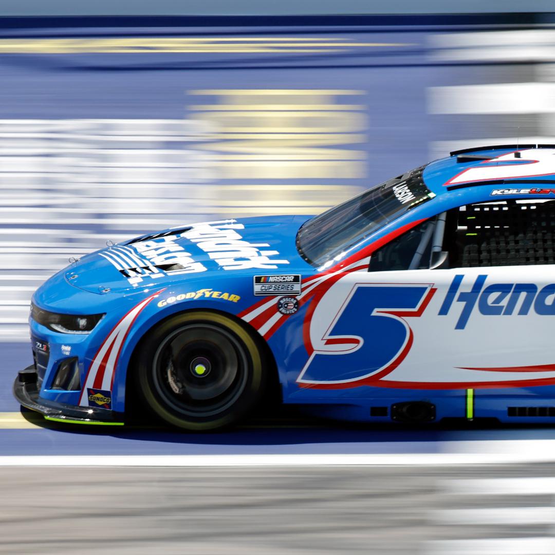 NASCAR: Kyle Larson dominates Kansas | wcnc.com