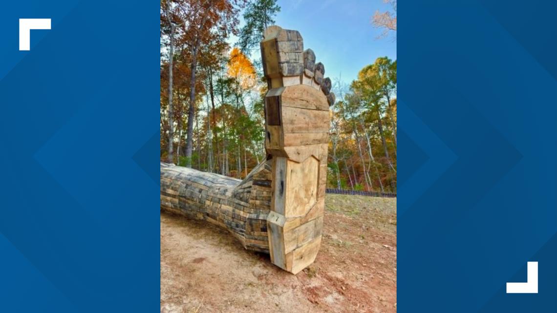 Meet 'Big Pete with the Big Feet' in the River District in west ...