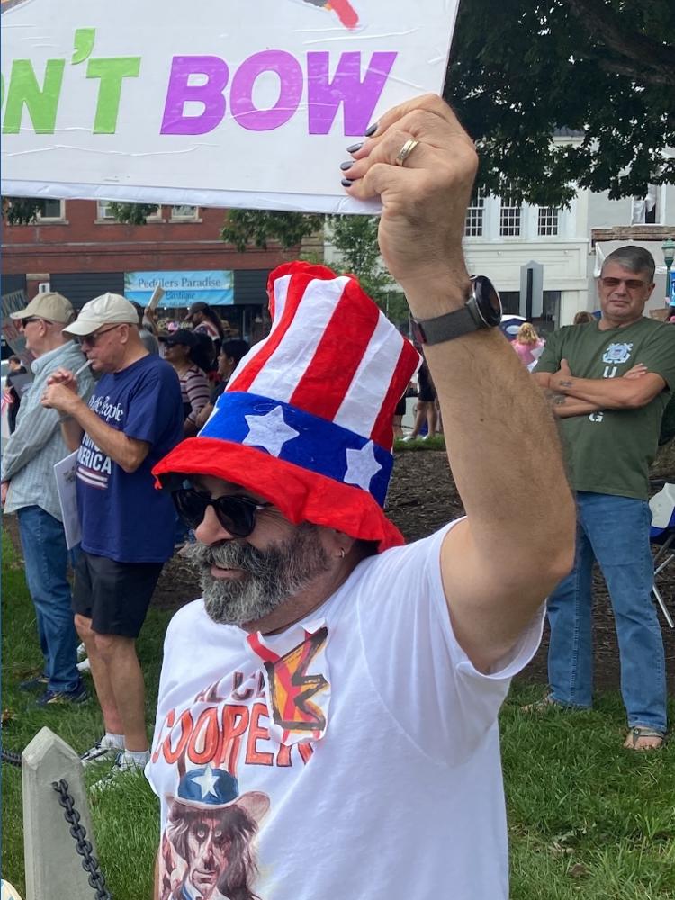 Anti-Trump 'No Kings' protests held in the Charlotte area Saturday ...