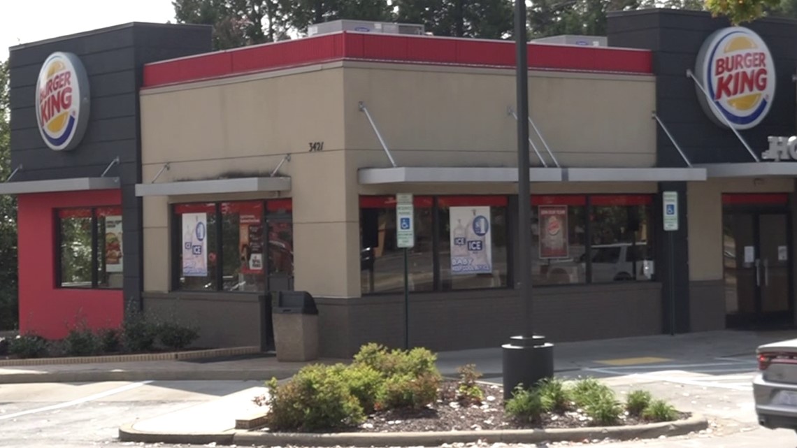 Charlotte teen face-to-face with armed robber at Burger King | wcnc.com