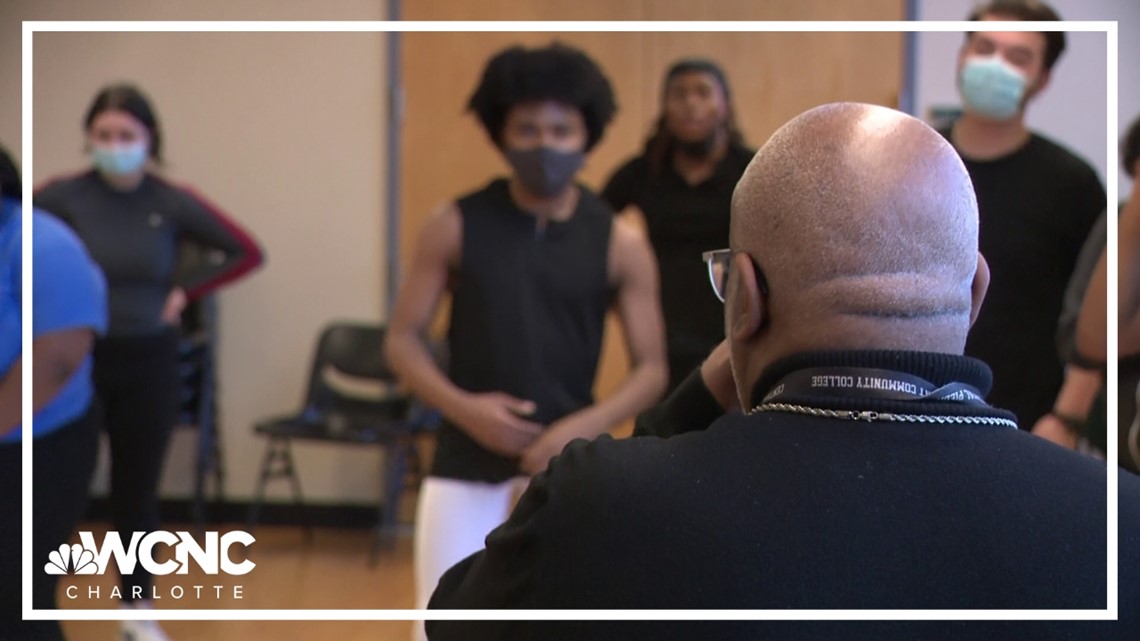 Theater teacher helps students achieve their dreams | wcnc.com