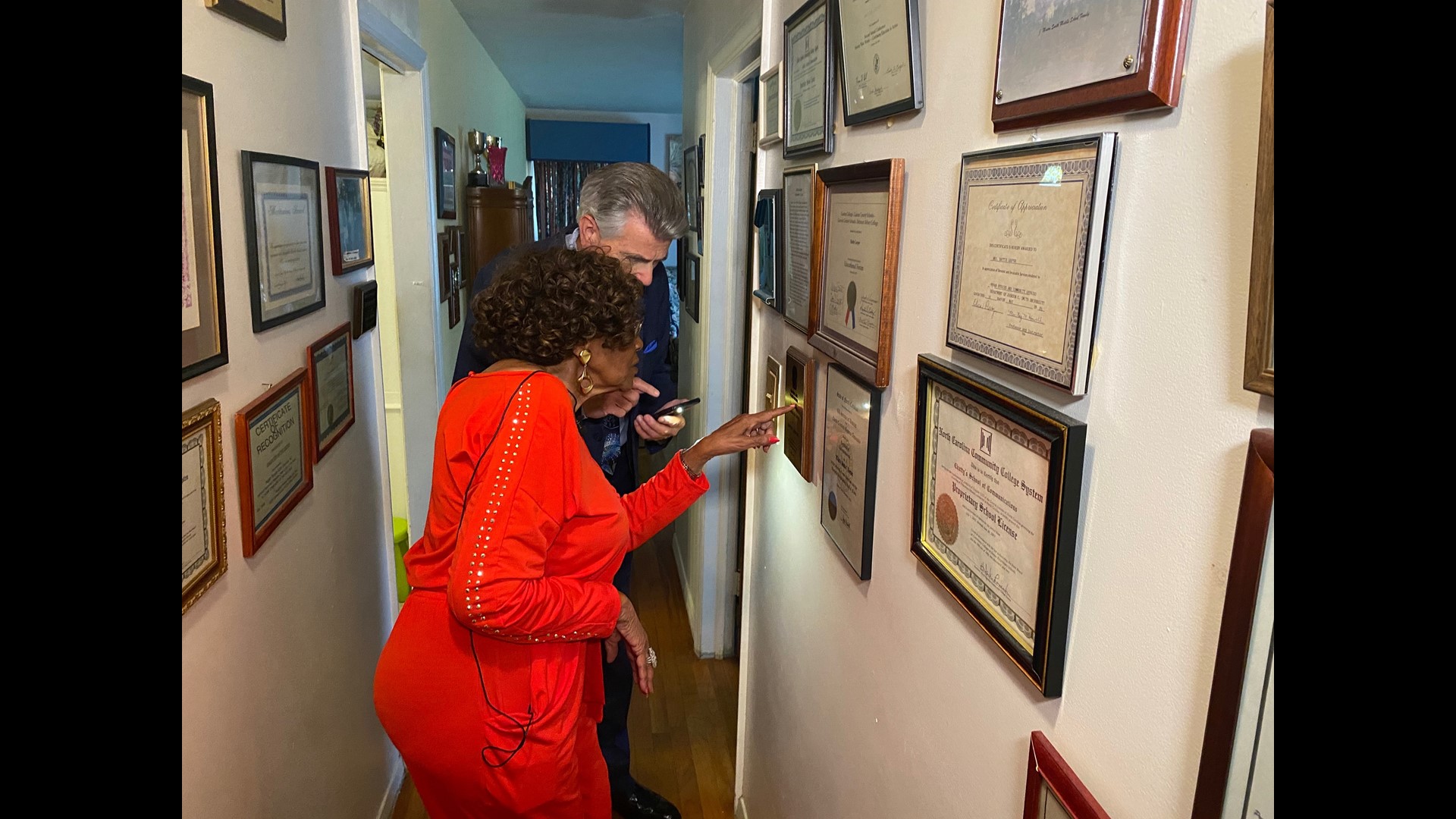 Charlotte's Chatty Hattie inducted into Black Radio Hall of Fame | wcnc.com