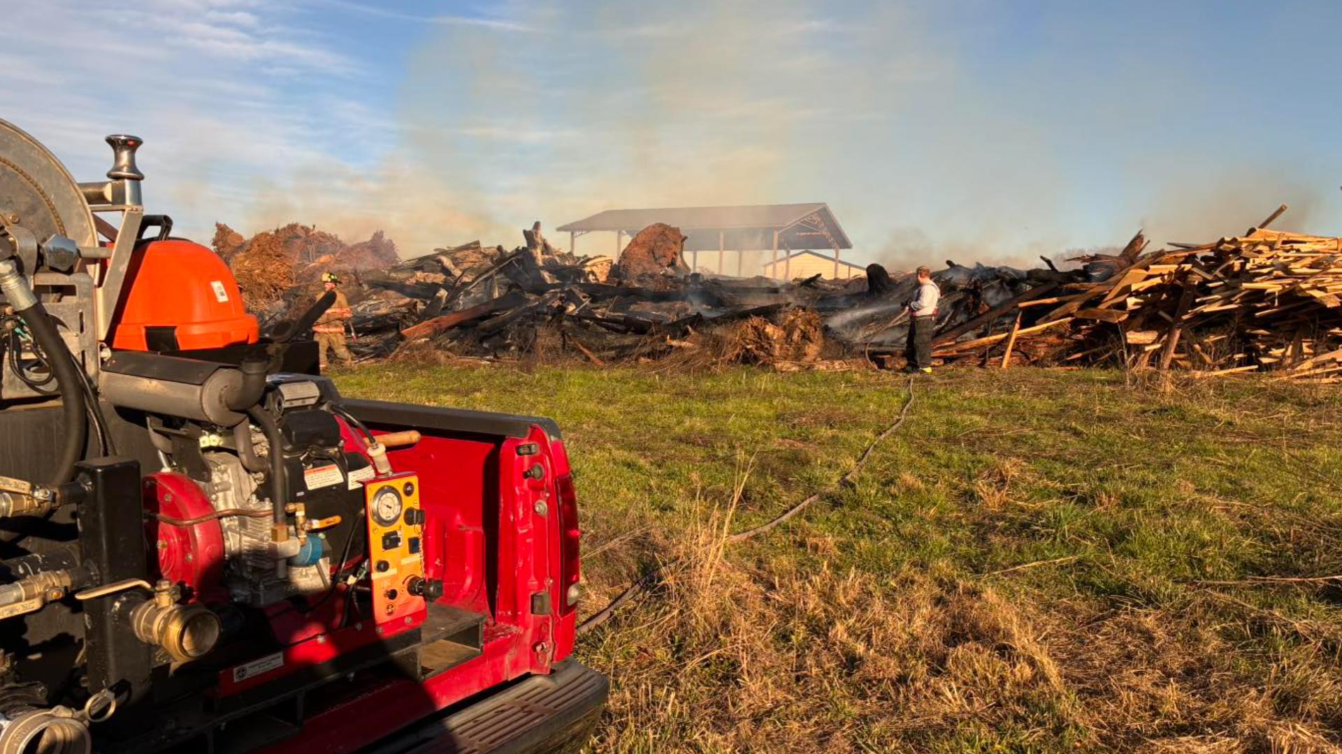 Crews respond to house fire in Mint Hill | wcnc.com