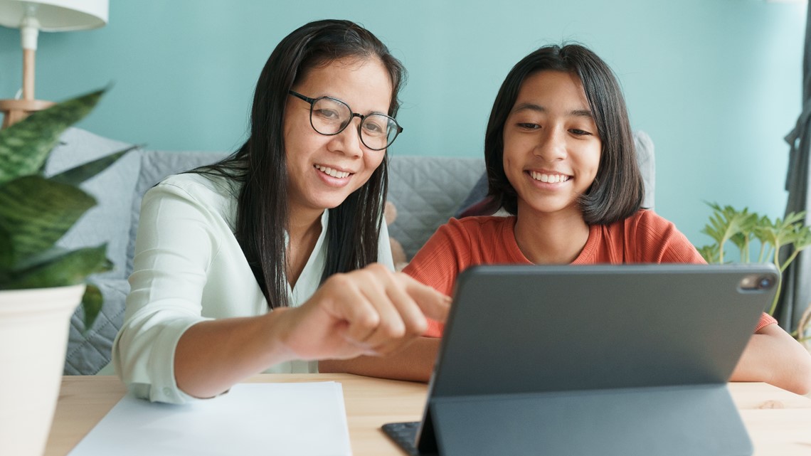 4 easy ways to support teachers as Charlotte goes back to school | wcnc.com