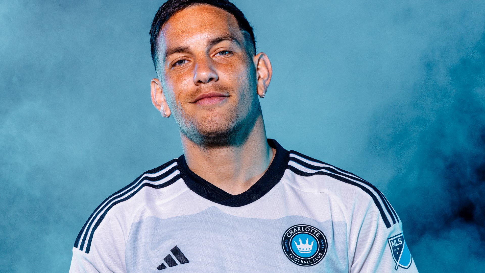 Charlotte FC debuts new primary kit for 2024 MLS season | wcnc.com