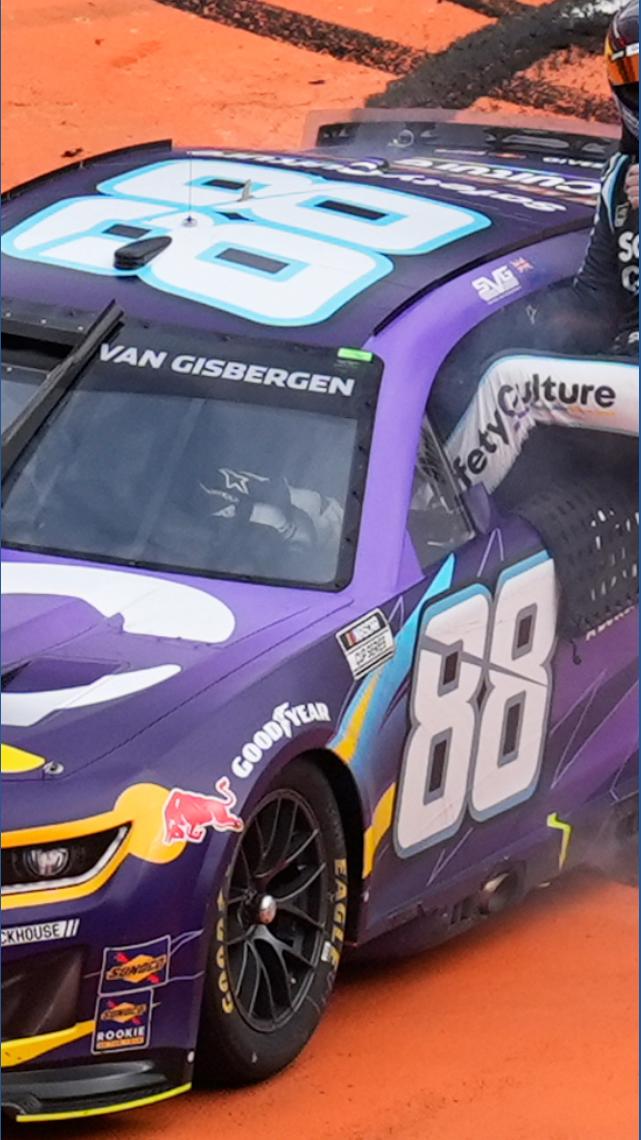 Shane Van Gisbergen wins NASCAR race in Mexico City | wcnc.com