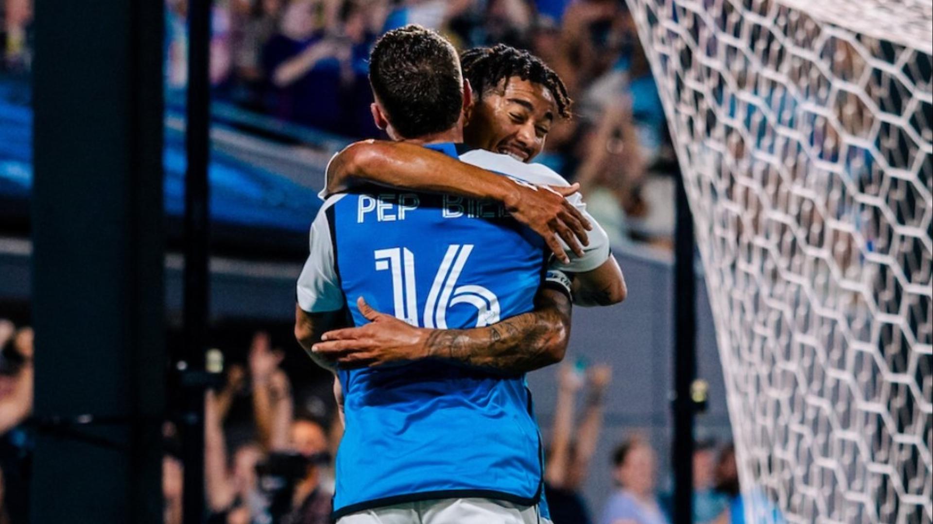 Crews work to control leak from Salisbury tank collapse | wcnc.com