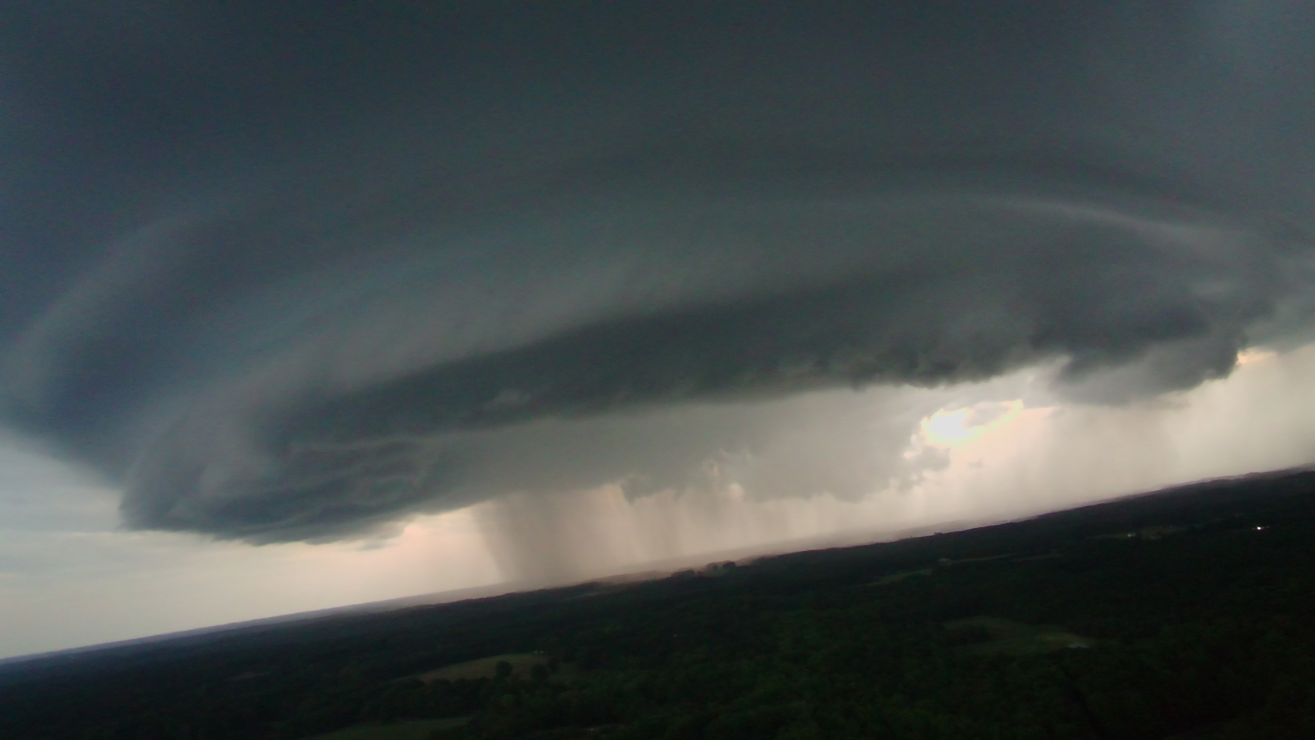 Dramatic supercell storm seen by many during severe weather | wcnc.com