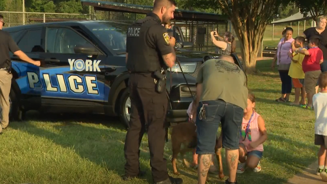 Police build community trust in NC | wcnc.com