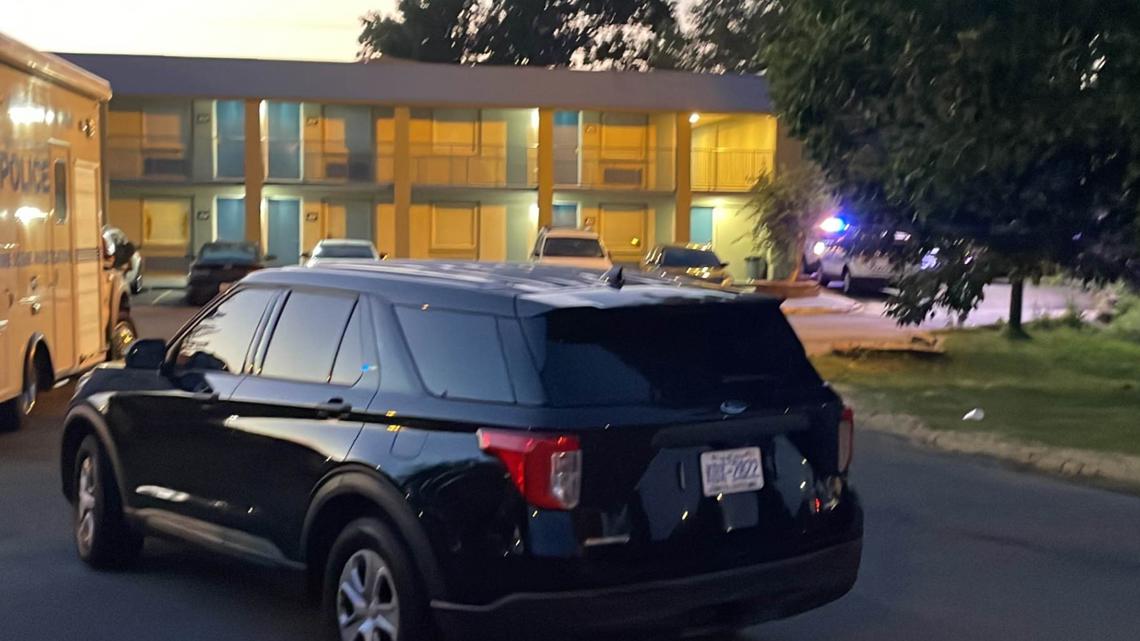 CMPD: Juvenile arrested in connection with deadly shooting | wcnc.com