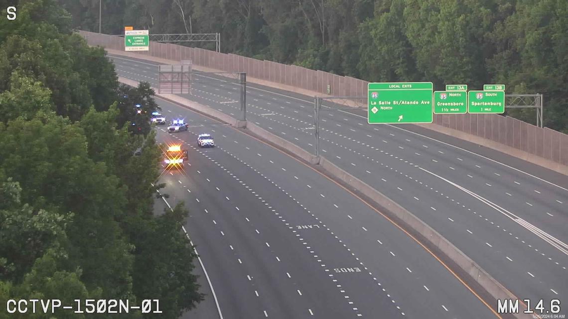 Crash on I-77 kills person, closes all northbound lanes | wcnc.com