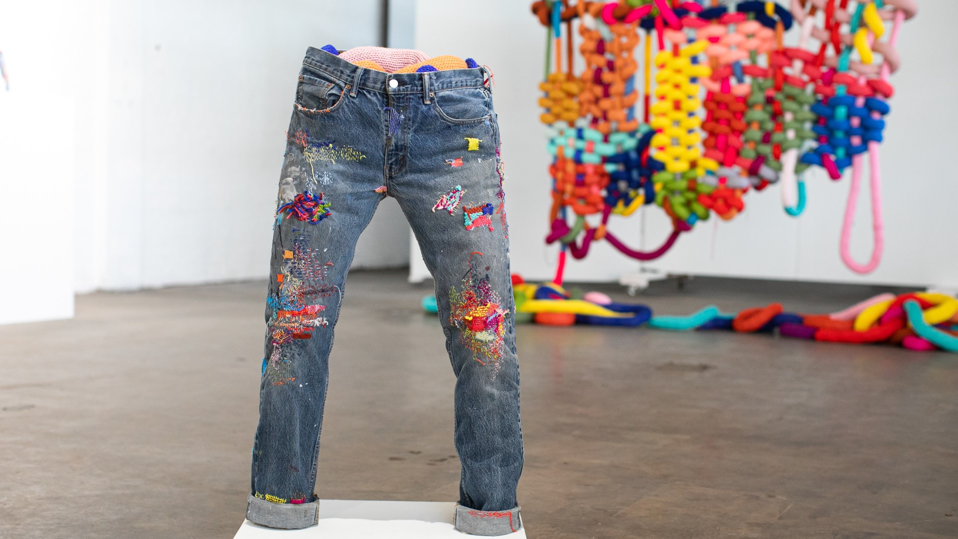 Charlotte fiber artist using vibrant colors to bring joy, peace | wcnc.com