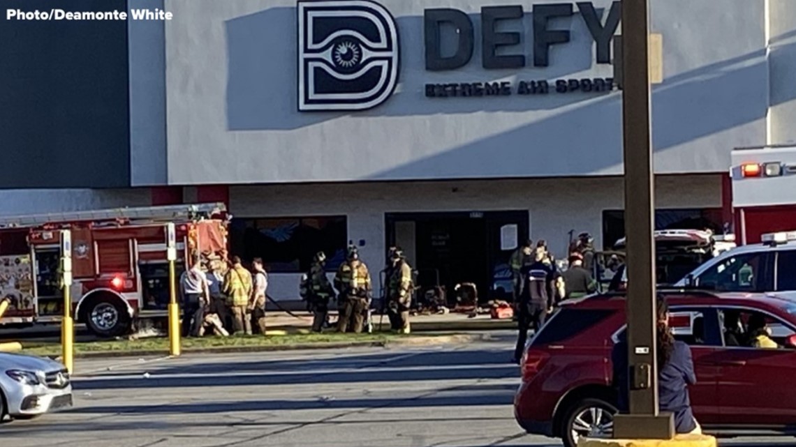 Crews respond to fire in northeast Charlotte | wcnc.com
