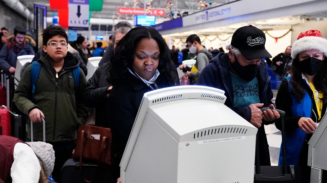 Nationwide cold snap disrupting flights, holiday travel in Charlo ...