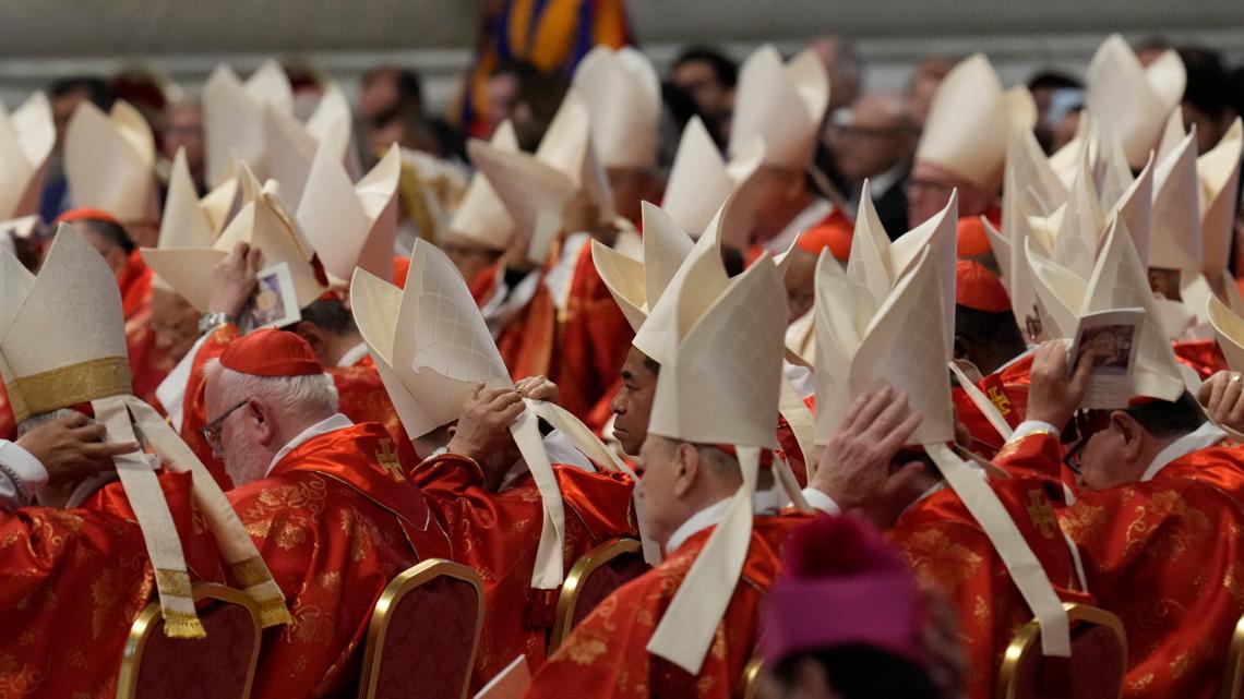 How does the conclave process work to select a new pope? | wcnc.com