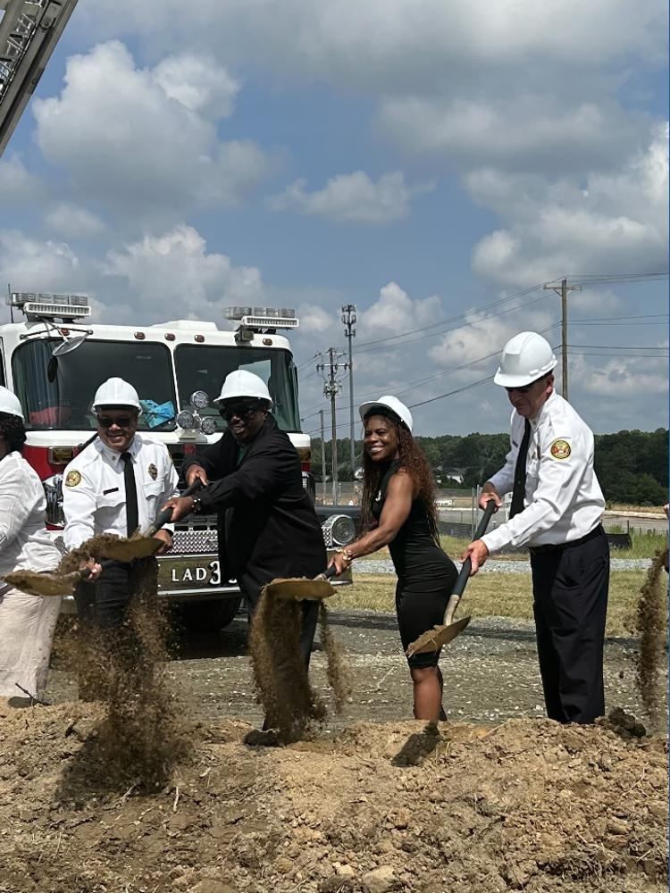 New firehouse breaks ground in west Charlotte | wcnc.com