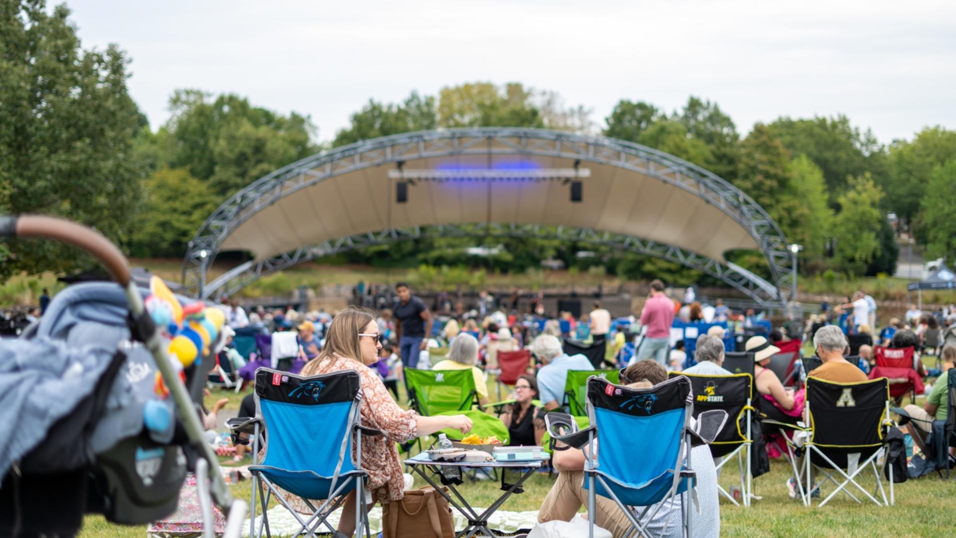 Shooting near Charlotte school bus stop under investigation | wcnc.com