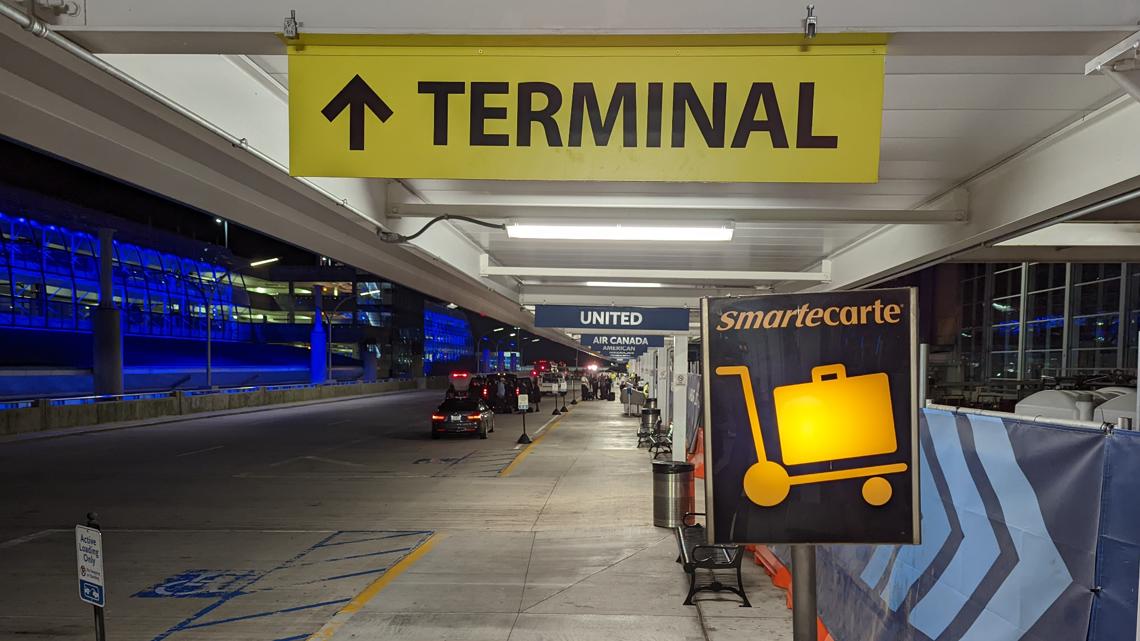 Flight delays, cancellations cause stress at Charlotte airport | wcnc.com