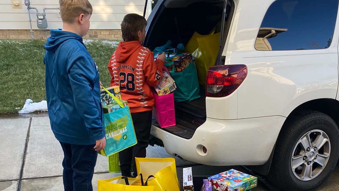 Donation of 300 Lego sets helping kids battling cancer | wcnc.com