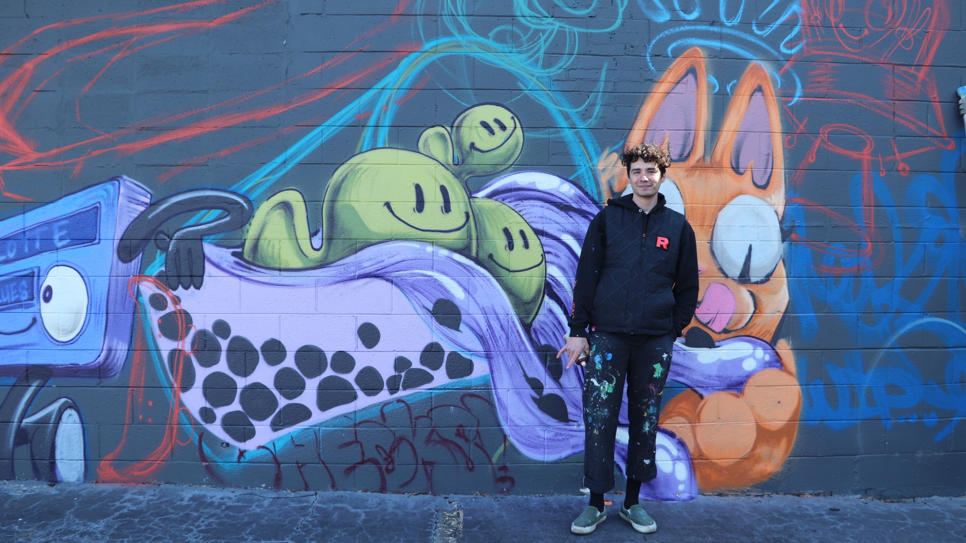 Charlotte artist Cheeks creates 'commural' in east Charlotte, NC | wcnc.com