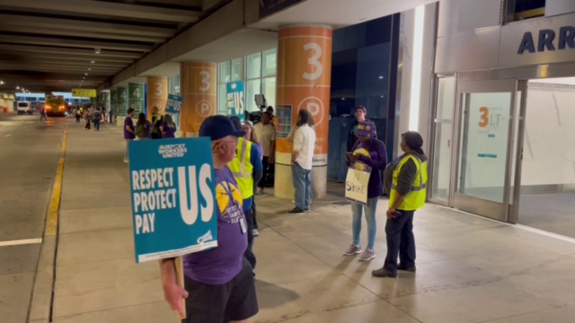 Airport workers start strike at CLT airport | Charlotte news | wcnc.com