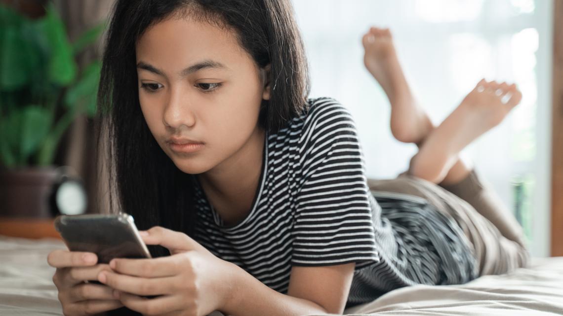 Kids using phones more often | wcnc.com