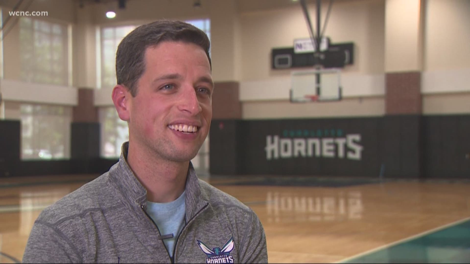 Charlotte native Chris Kroeger named play-by-play voice of the Hornets ...