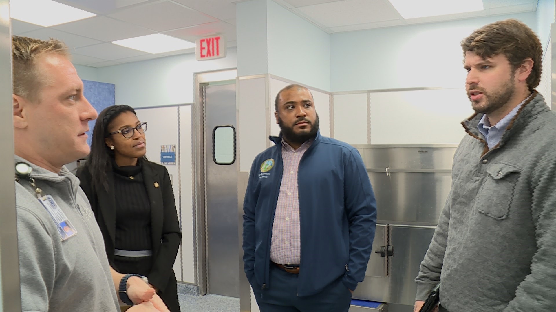 North Carolina legislators visit Charlotte animal shelter | wcnc.com