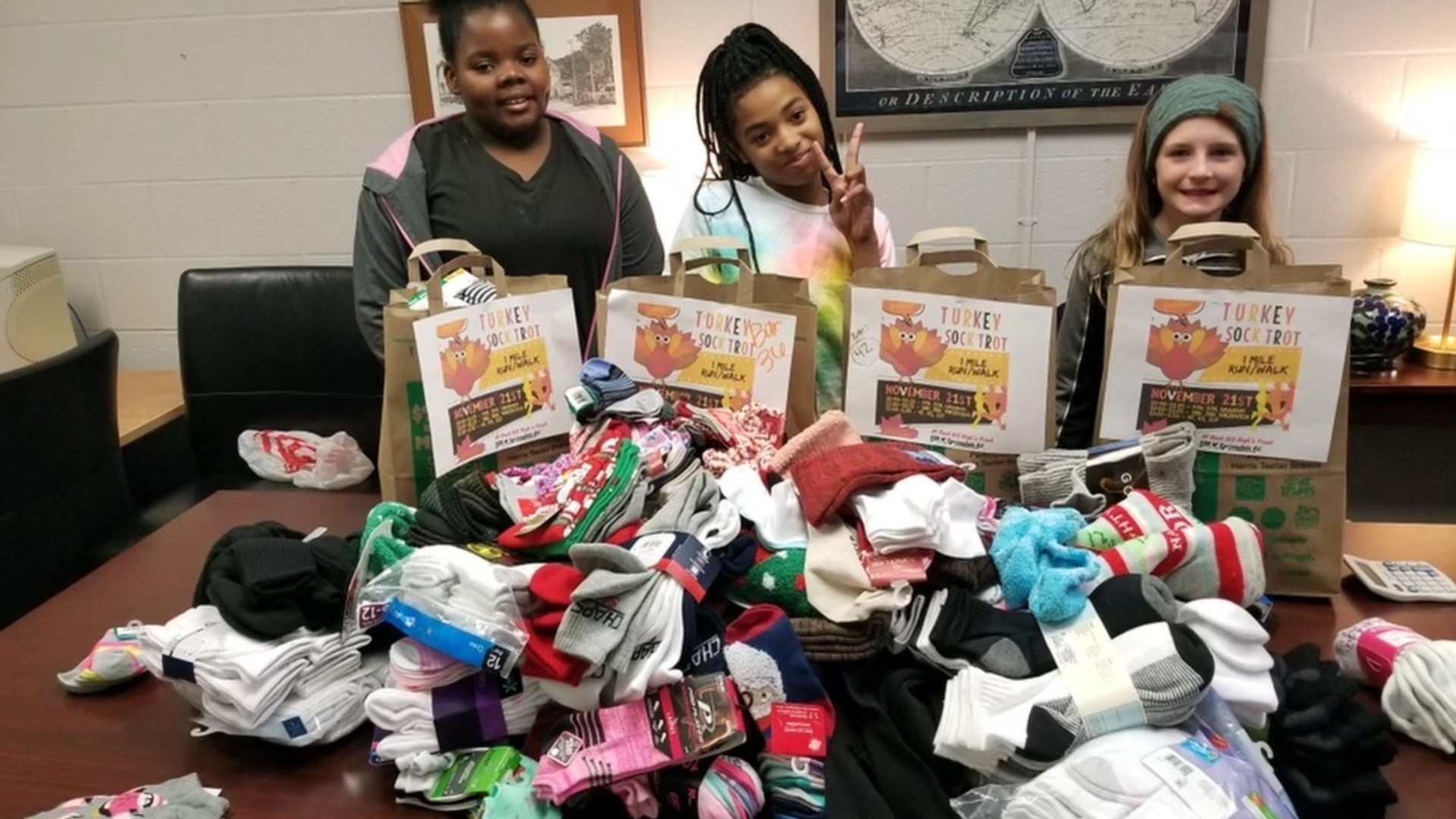 SC elementary school students collect 1K socks for the homeless | wcnc.com