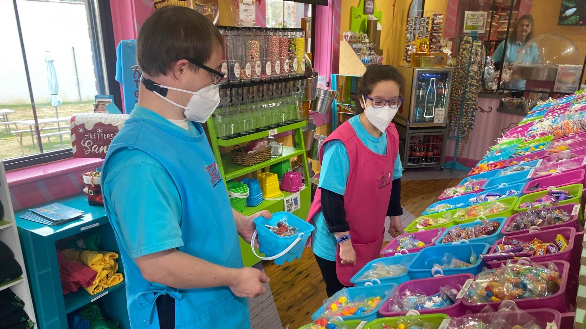 Cotton Candy Factory in Belmont has treats for a good cause | wcnc.com