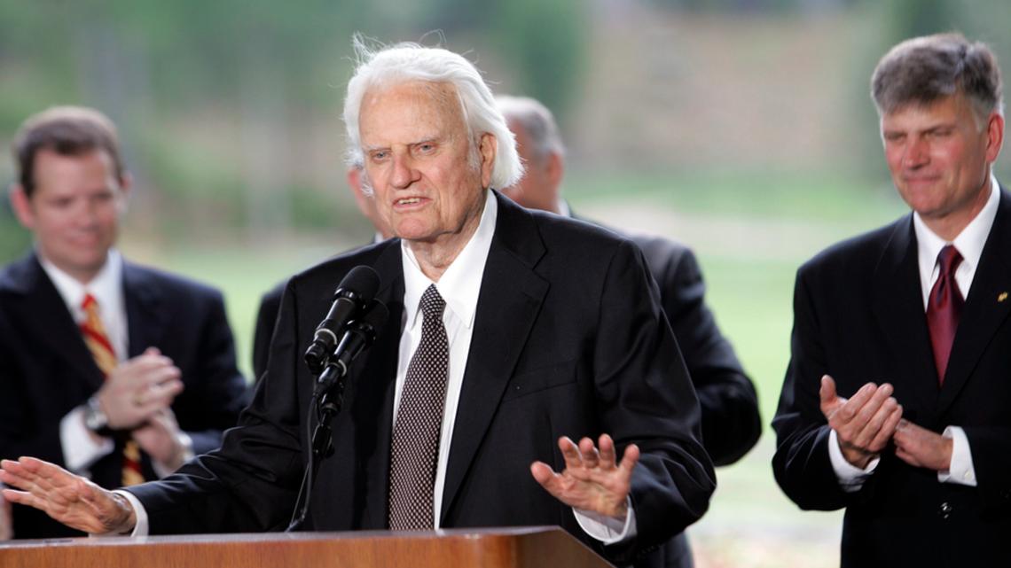Billy Graham statue to be unveiled in the nation's capitol | wcnc.com