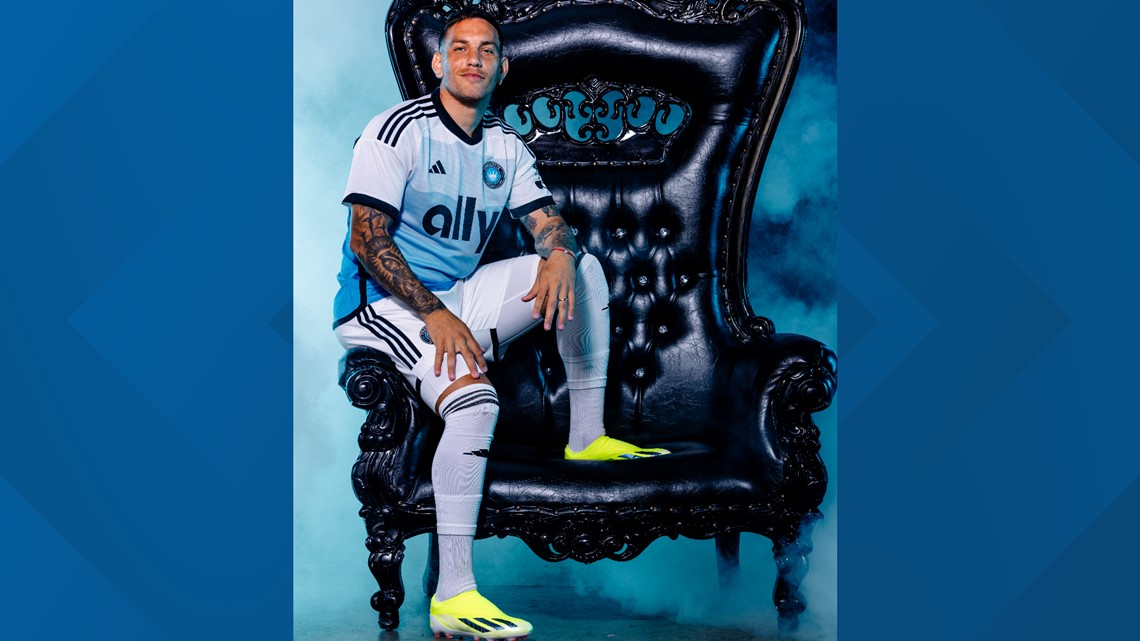 Charlotte FC debuts new primary kit for 2024 MLS season | wcnc.com