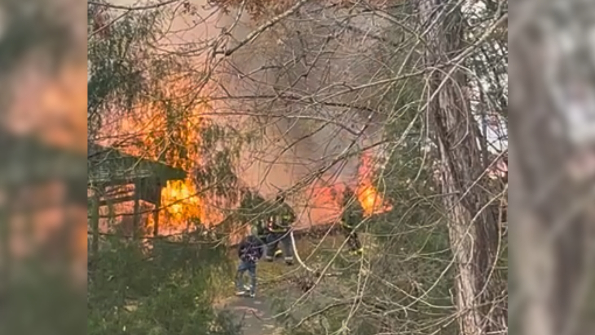 Smoke from Lake Wylie marina fire carried over Charlotte | wcnc.com