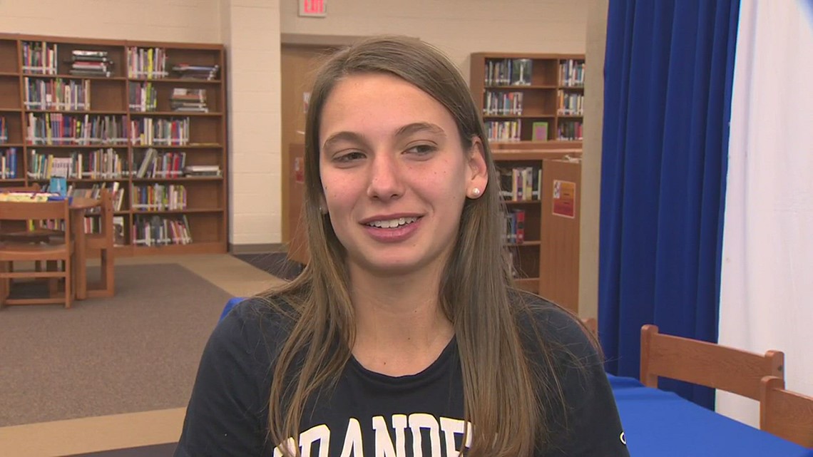 Signing Day-Rachel Zubrinsky, Marvin Ridge | wcnc.com