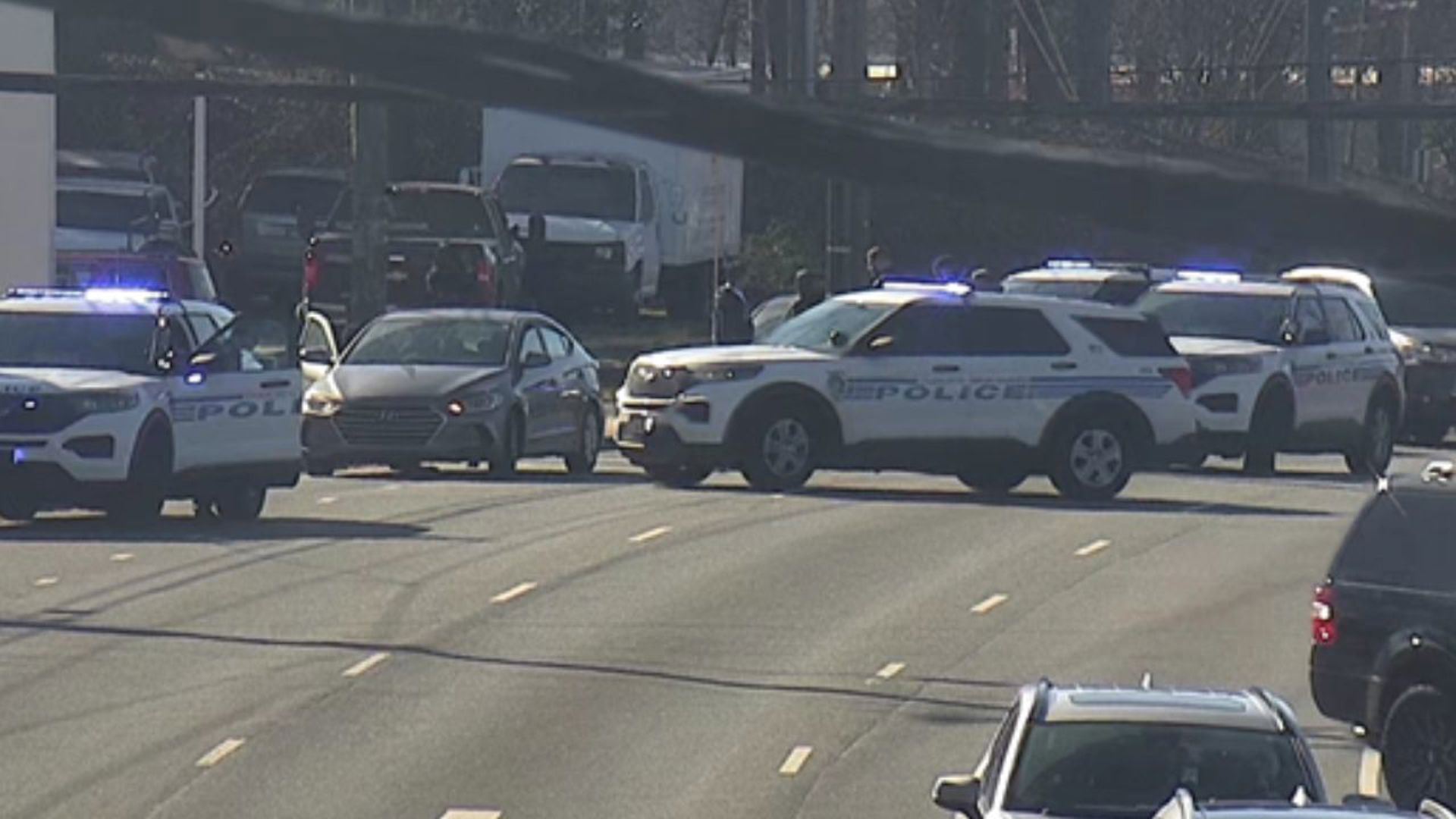 Pedestrian struck at busy Charlotte intersection | wcnc.com