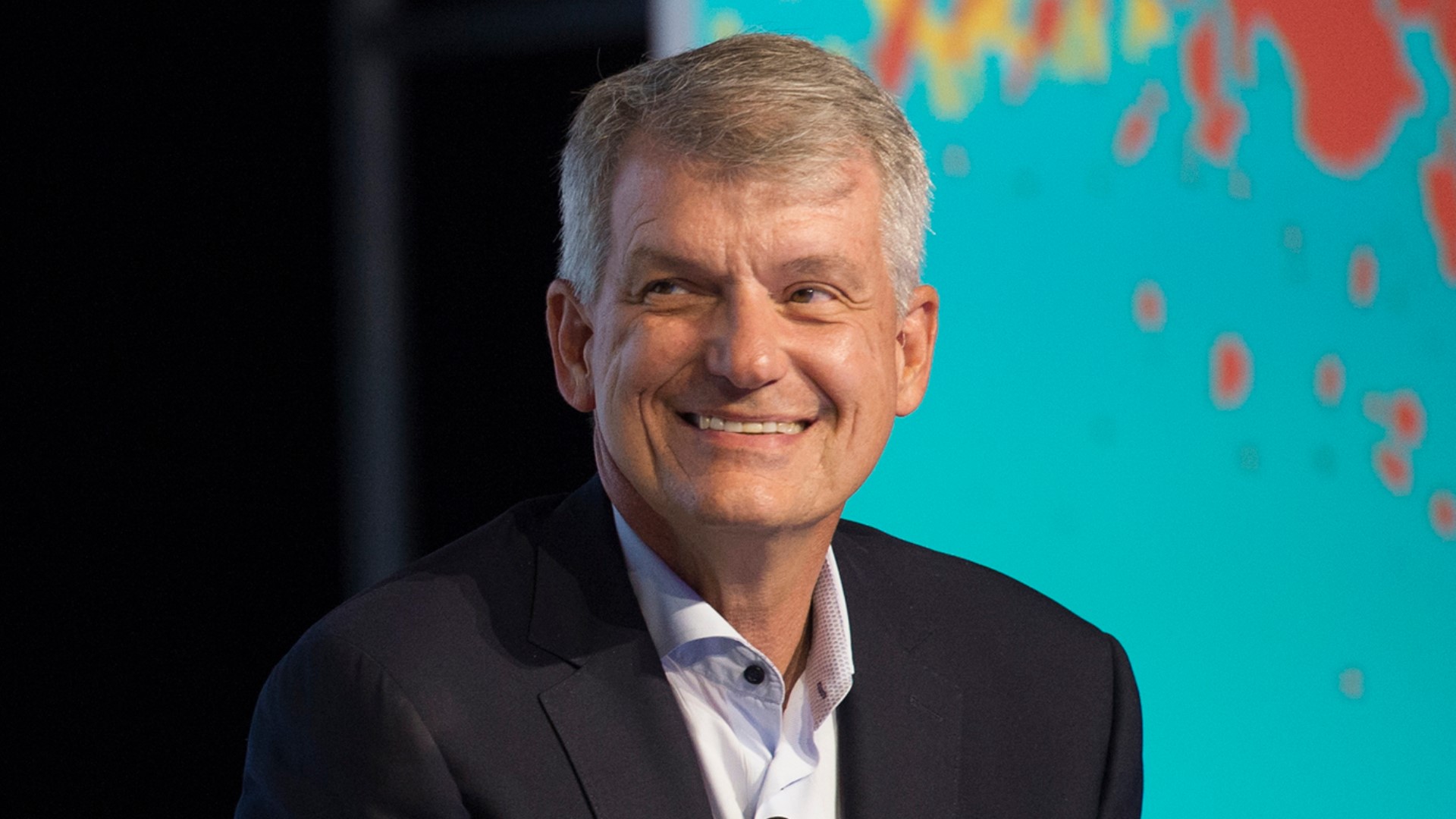 Wells Fargo CEO Tim Sloan steps down after rocky tenure | wcnc.com