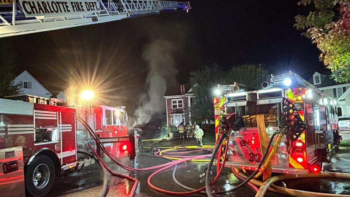 Charlotte firefighter hurt after large overnight house fire | wcnc.com