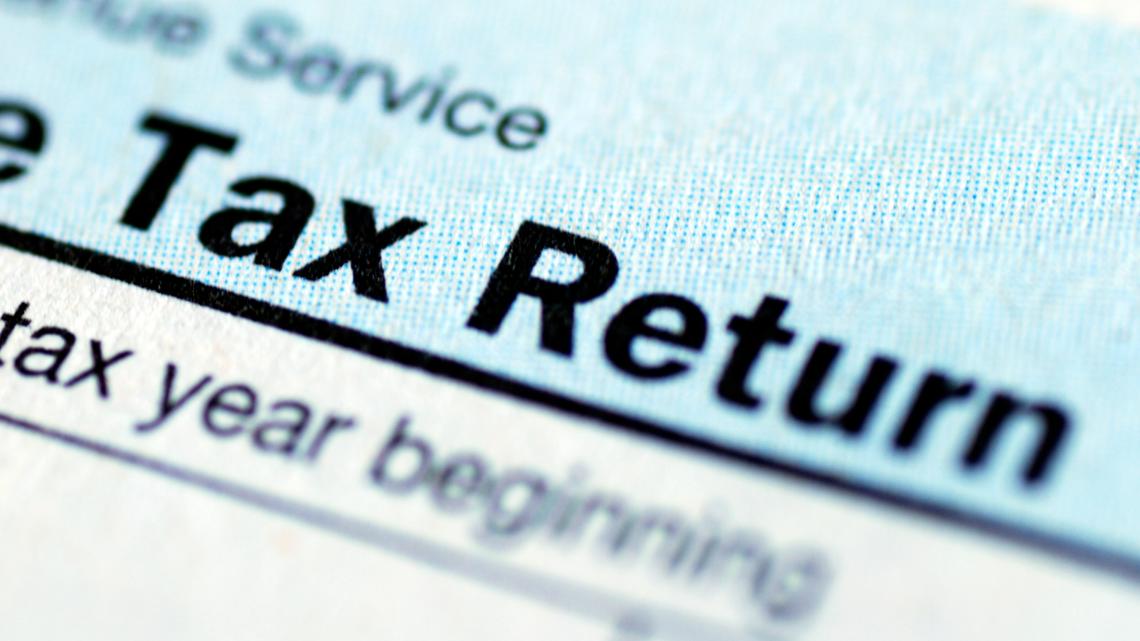 Trump's IRS could could delay tax refunds, experts warn | wcnc.com