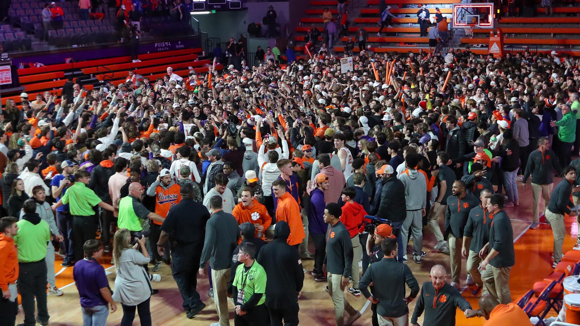 How frost forms when the temperature is above 32 degrees | wcnc.com