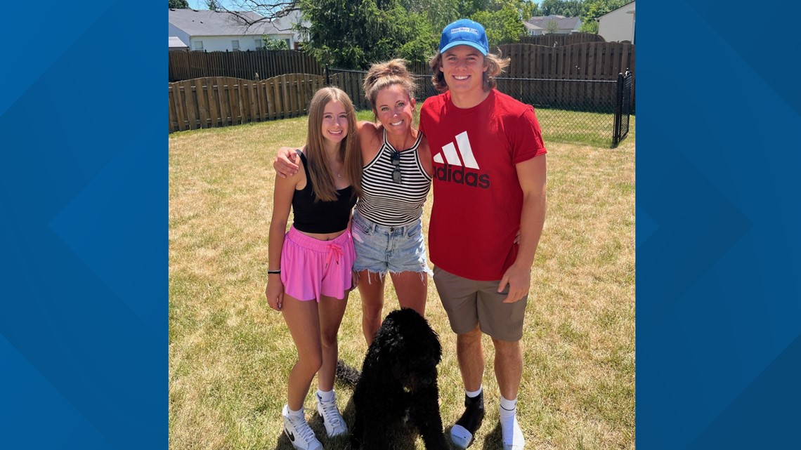 Indiana woman dies after 'medical emergency' on flight | wcnc.com