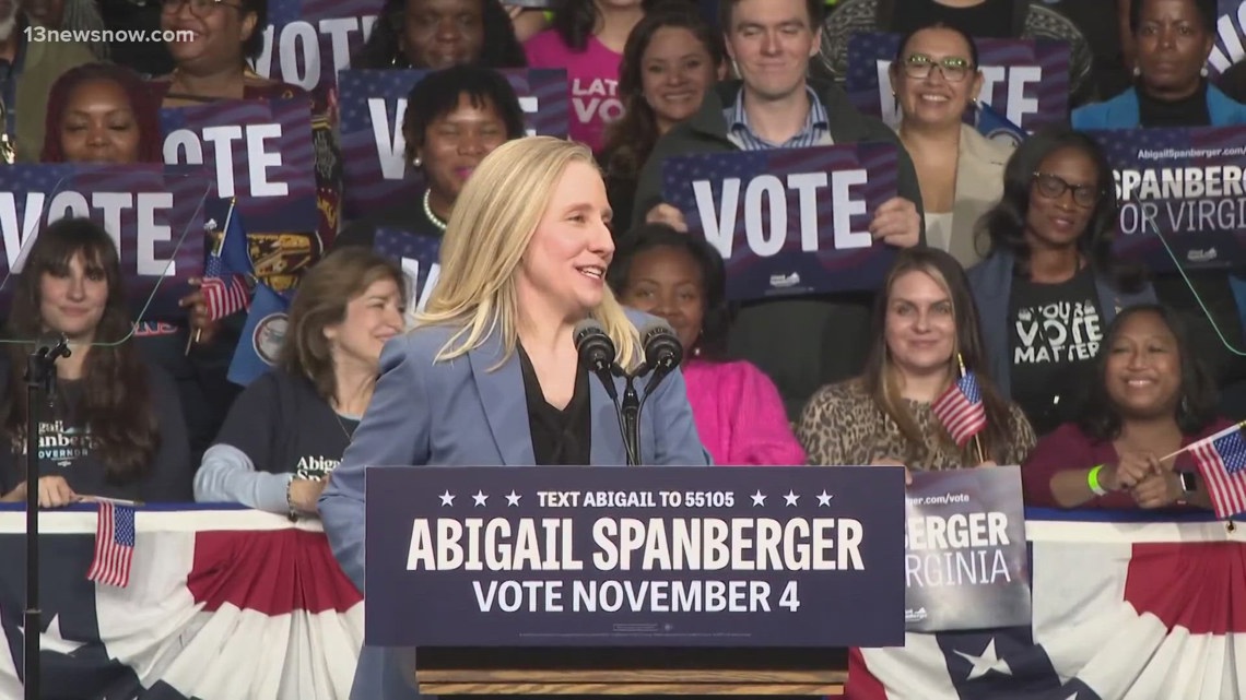 Spanberger, Obama rally brings thousands to Chartway Arena in Norfolk ...