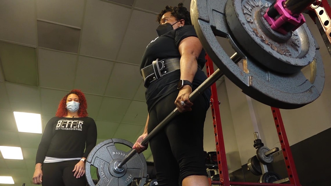 Virginia woman, 58, breaks powerlifting records | wcnc.com